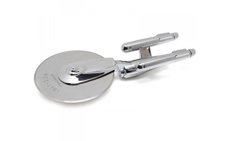 Star Trek Enterprise Pizza Cutter - Geek Gadgets and Gifts